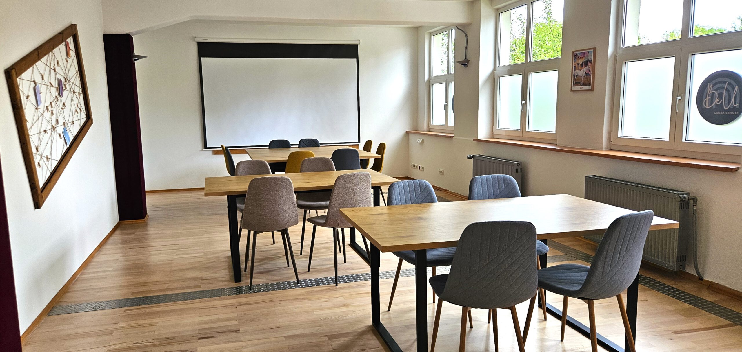 Erde - Be U by Laura Scholz